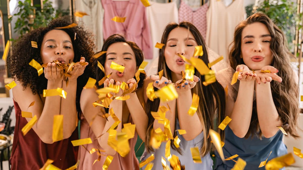 Hochwertiges Eventequipment - Fotobox, Hüpfburgen & mehr